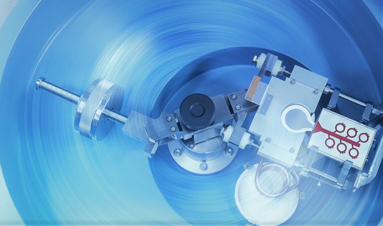 Vacuum Centrifugal Casting machine | PRODUCTS | 安井インターテック株式会社